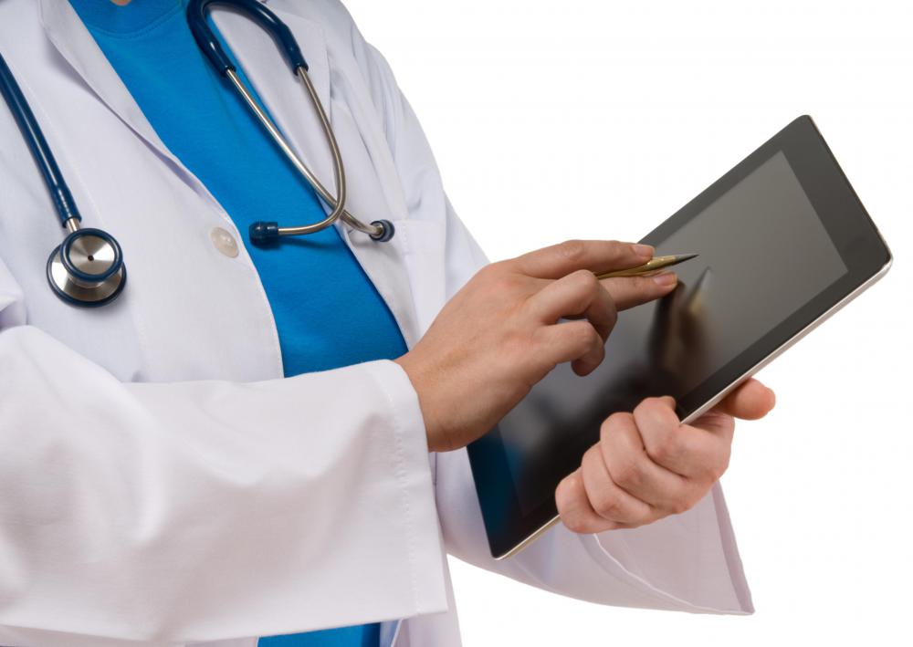 What Is An EMR Specialist with Pictures 