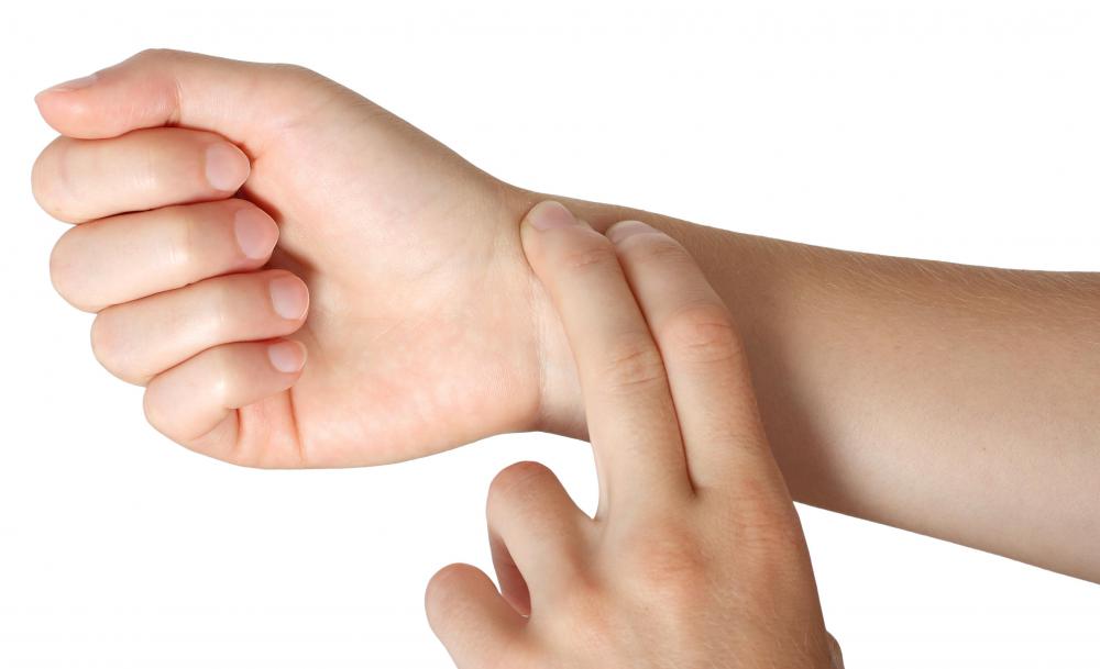 What Are The Symptoms Of Poor Circulation with Pictures What Are The Symptoms Of Poor Circulation with Pictures