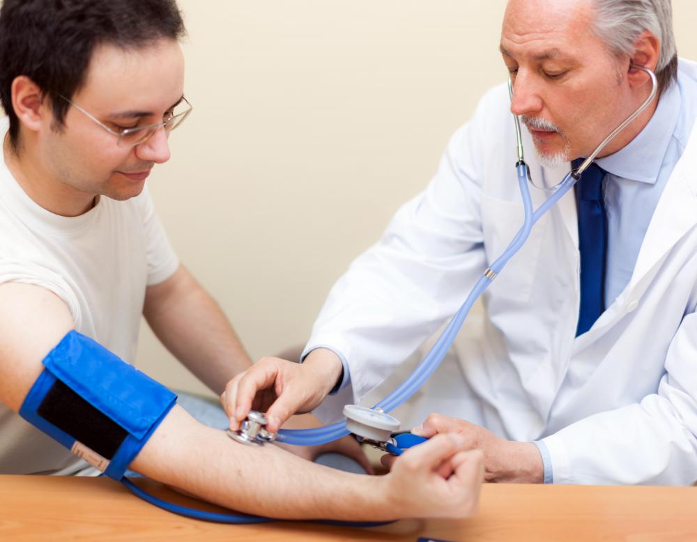 What Is An Executive Physical Examination with Pictures 