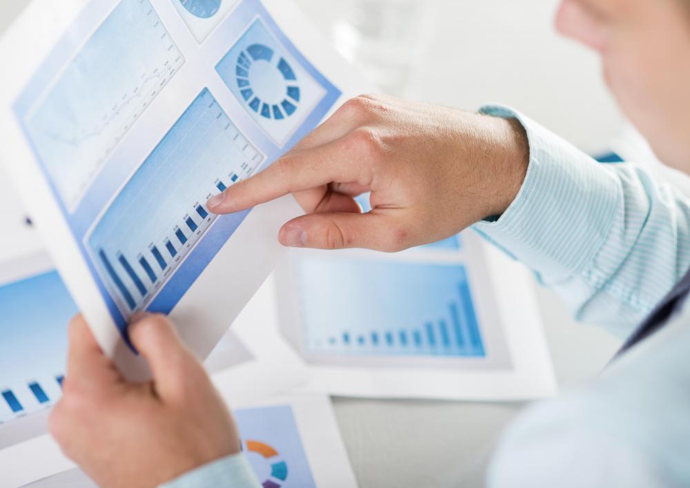 What Is A Business Intelligence Analyst with Pictures 