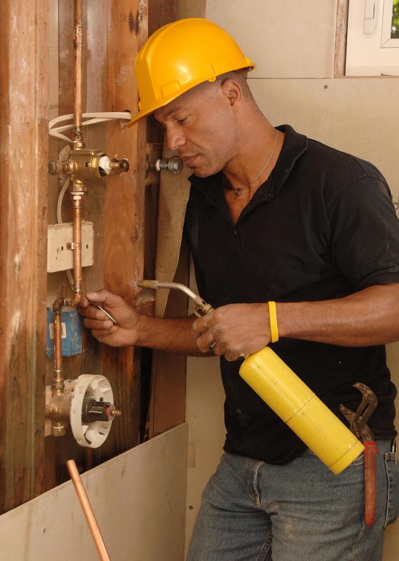 What Is The Difference Between Plumbers And Pipefitters 