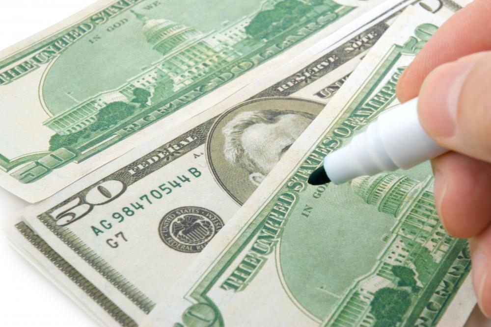 What Is Counterfeit Money with Pictures 